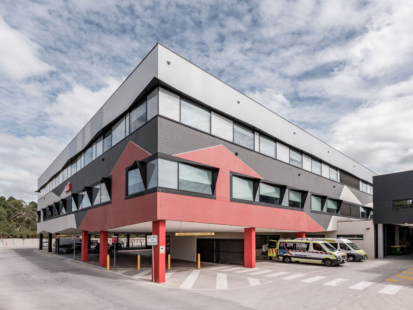 Peninsula Private Hospital - Hutchinson Builders