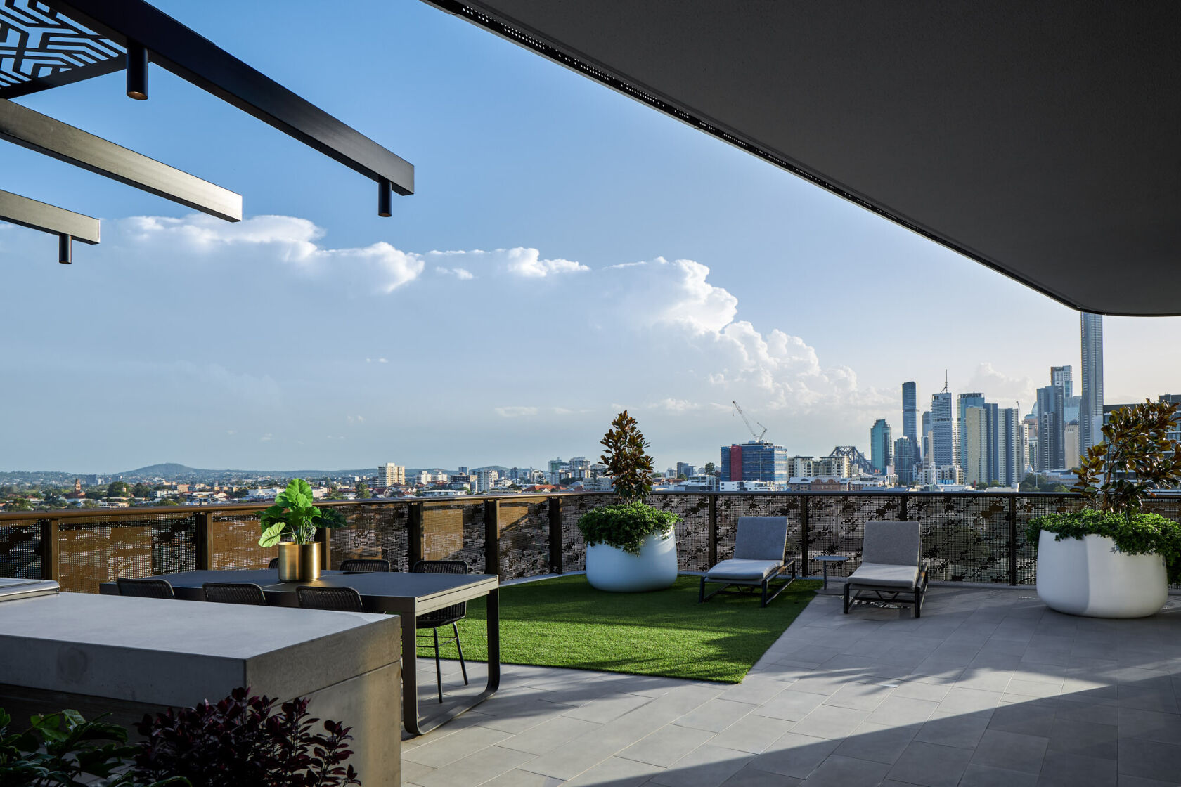 Chester & Ella - Hutchinson Builders