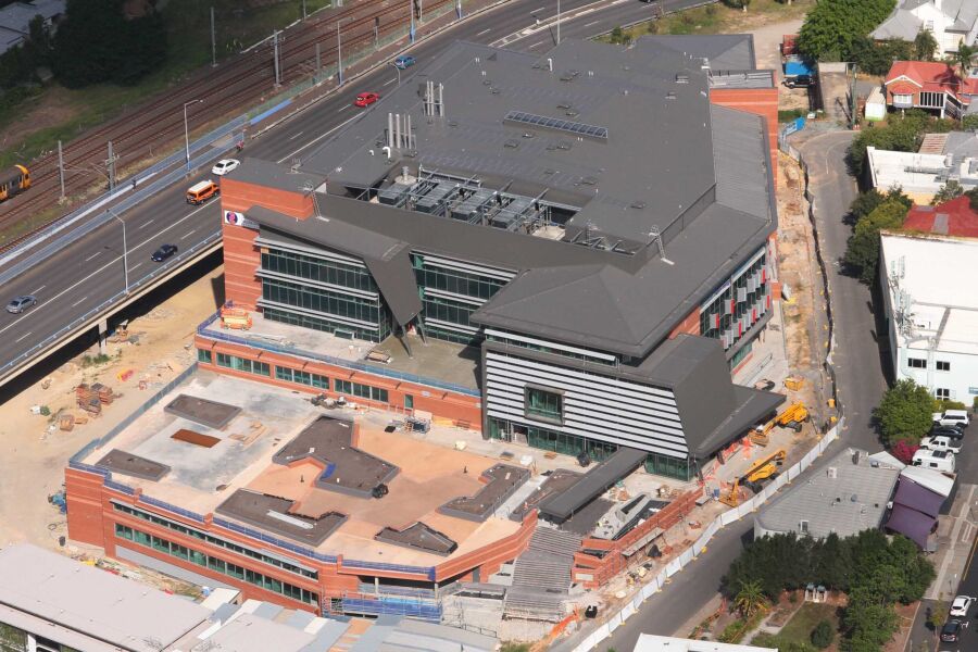 Sullivan Nicolaides Pathology - Hutchinson Builders