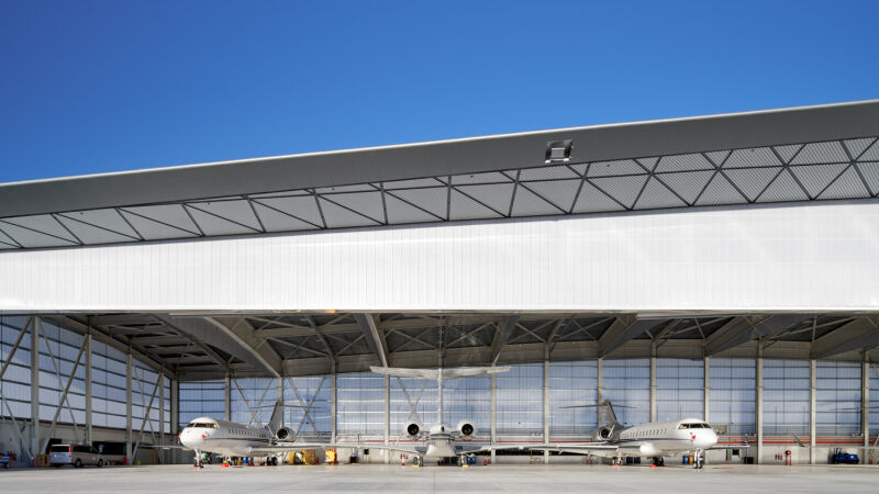 Melbourne Jet Base - Hutchinson Builders