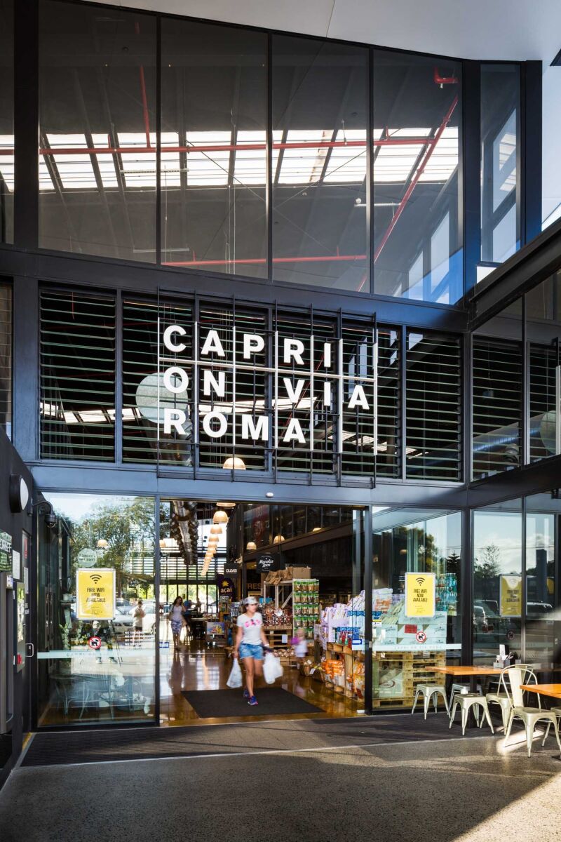 Capri on Via Roma - Hutchinson Builders