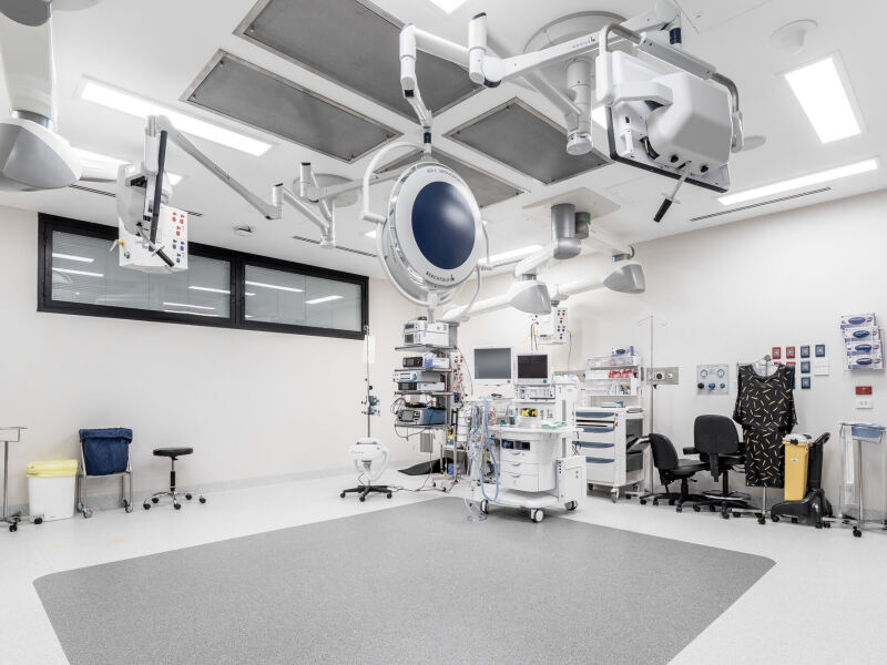 Peninsula Private Hospital - Hutchinson Builders