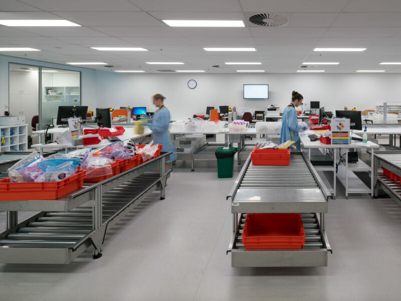 Sullivan Nicolaides Pathology - Hutchinson Builders