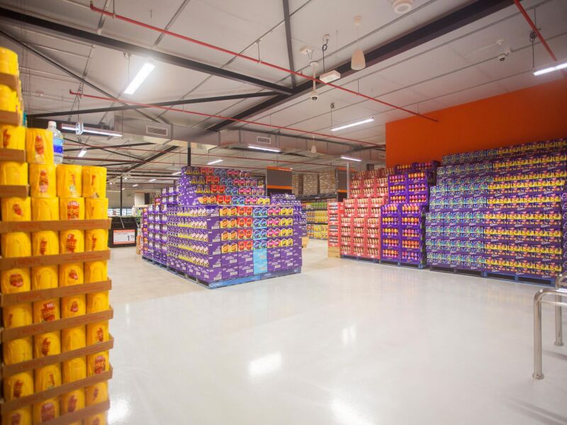 Fresh & Save Food Warehouse - Hutchinson Builders
