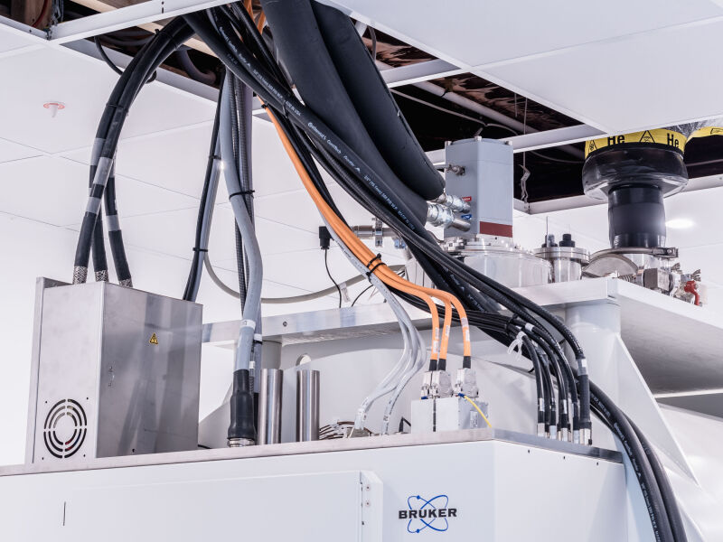 Burnet Tower PC2 Laboratory Refurbishment - Hutchinson Builders