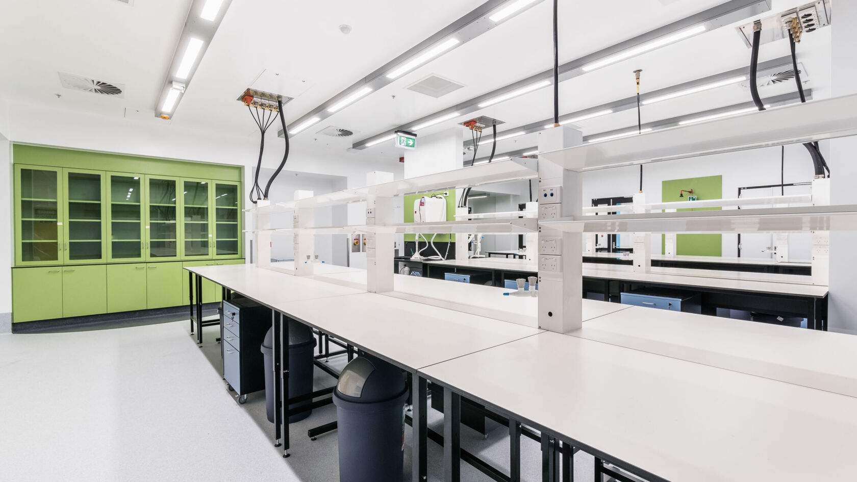 Burnet Tower PC2 Laboratory Refurbishment - Hutchinson Builders